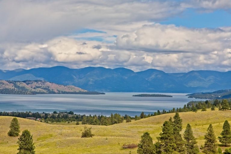 The 10 Best Lakes in Montana - Discovering Montana