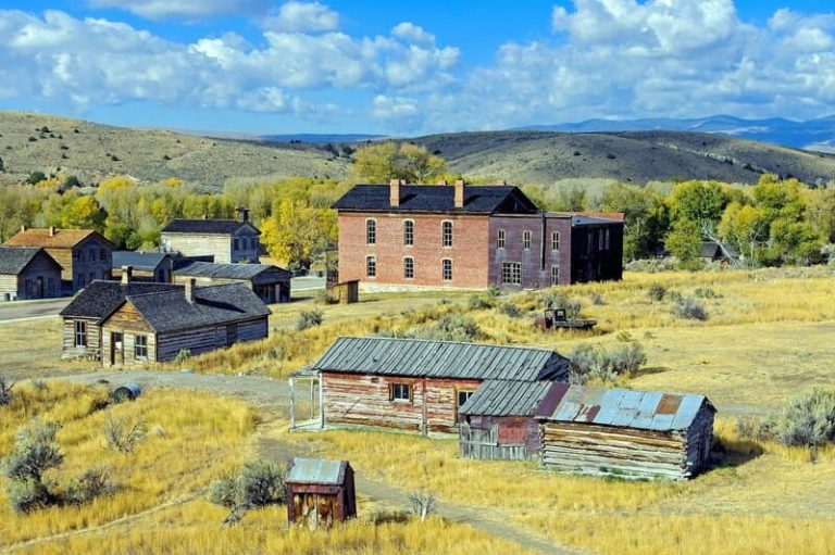 The 10 Best Ghost Towns in Montana - For a Frightfully Spooky Visit ...