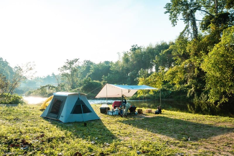 The 12 Best Yellowstone RV Campgrounds - Discovering Montana