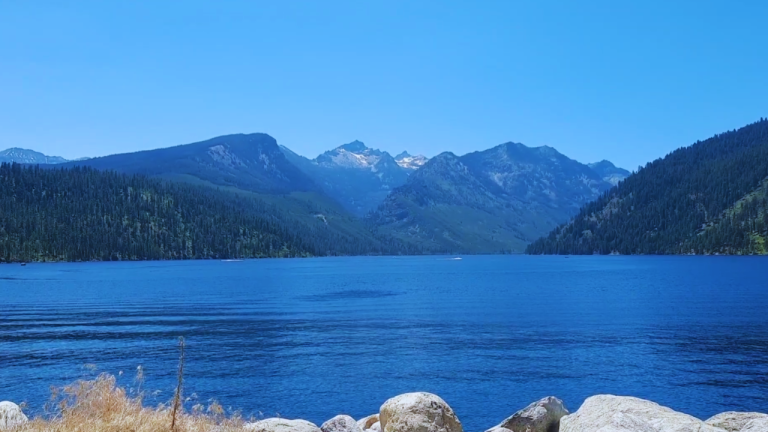 13 Best Lakes for Swimming in Montana - Discovering Montana
